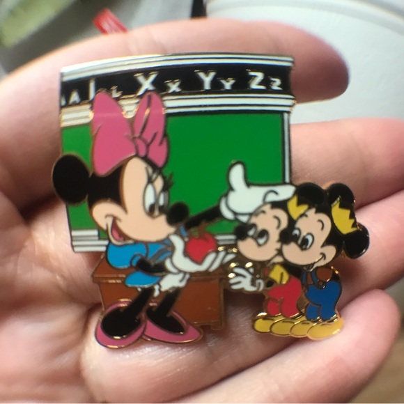 Disney | Jewelry | Disney Pin Back To School Minnie Teacher 203 | Poshmark